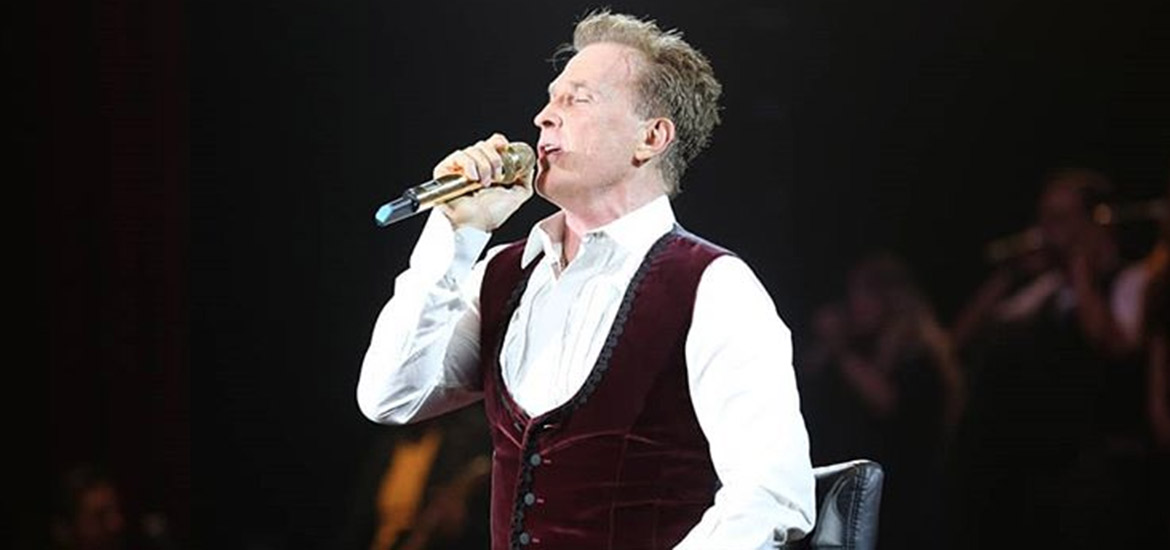 Emmanuel: el cantante que no pasa de moda - Revista Caras