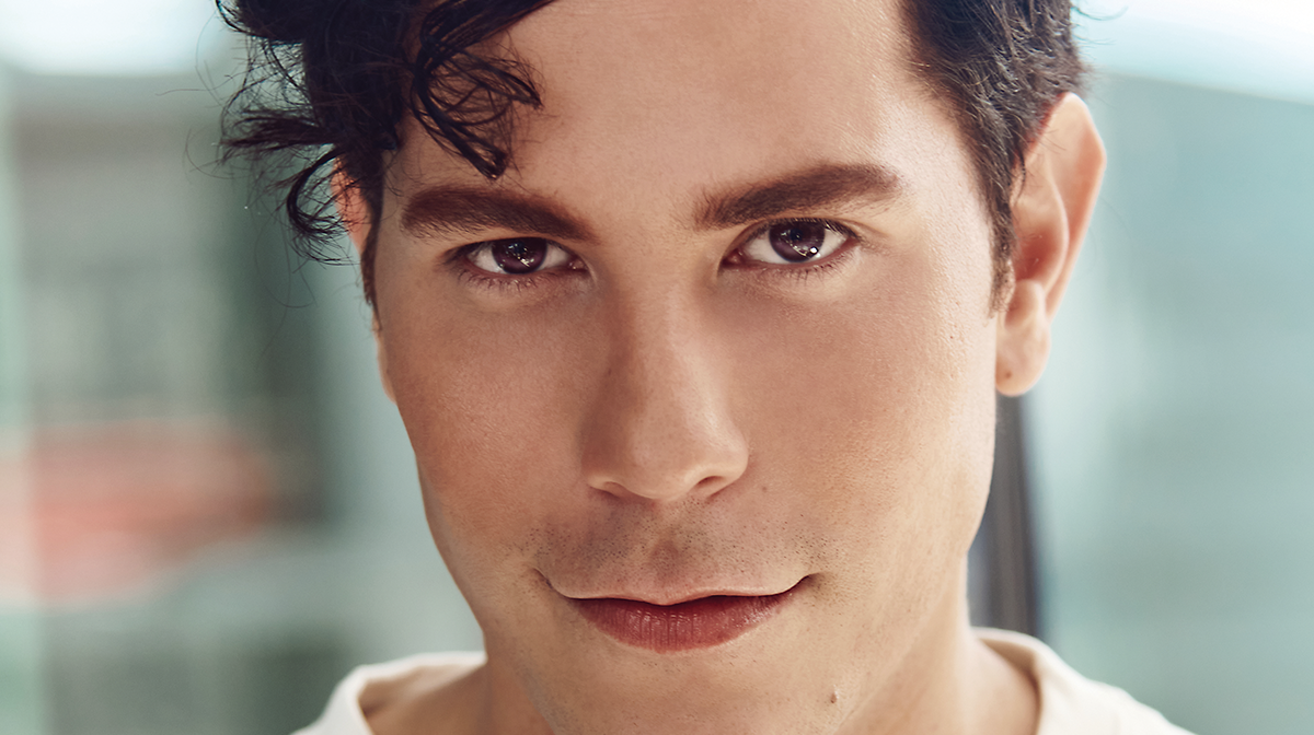 Lo que hay que saber de Christian Chavéz