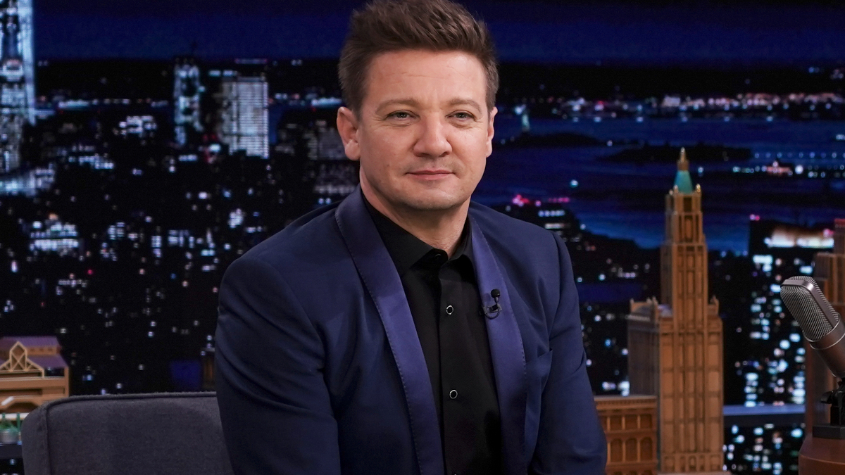 Cómo se encuentra Jeremy Renner, actor de Hawkeye de Marvel